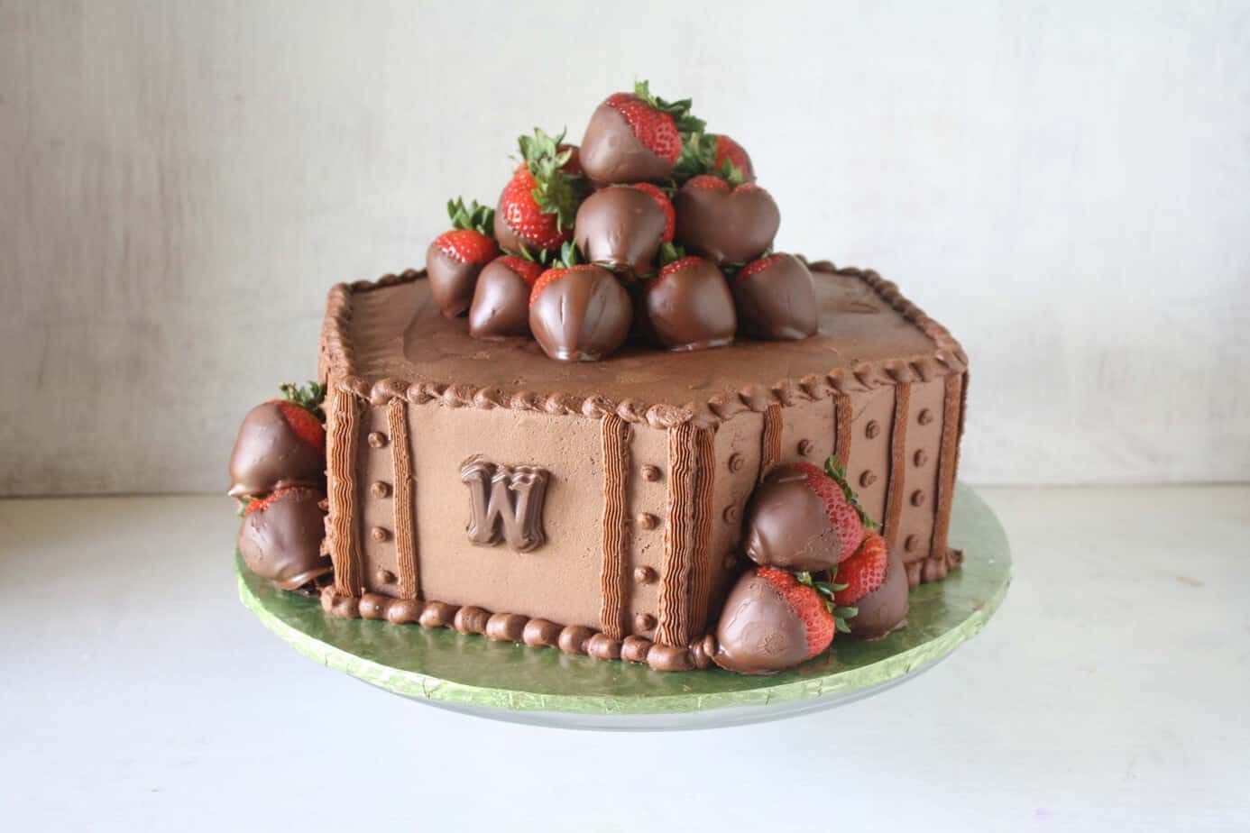 10+ Simple Groom's Cake Ideas