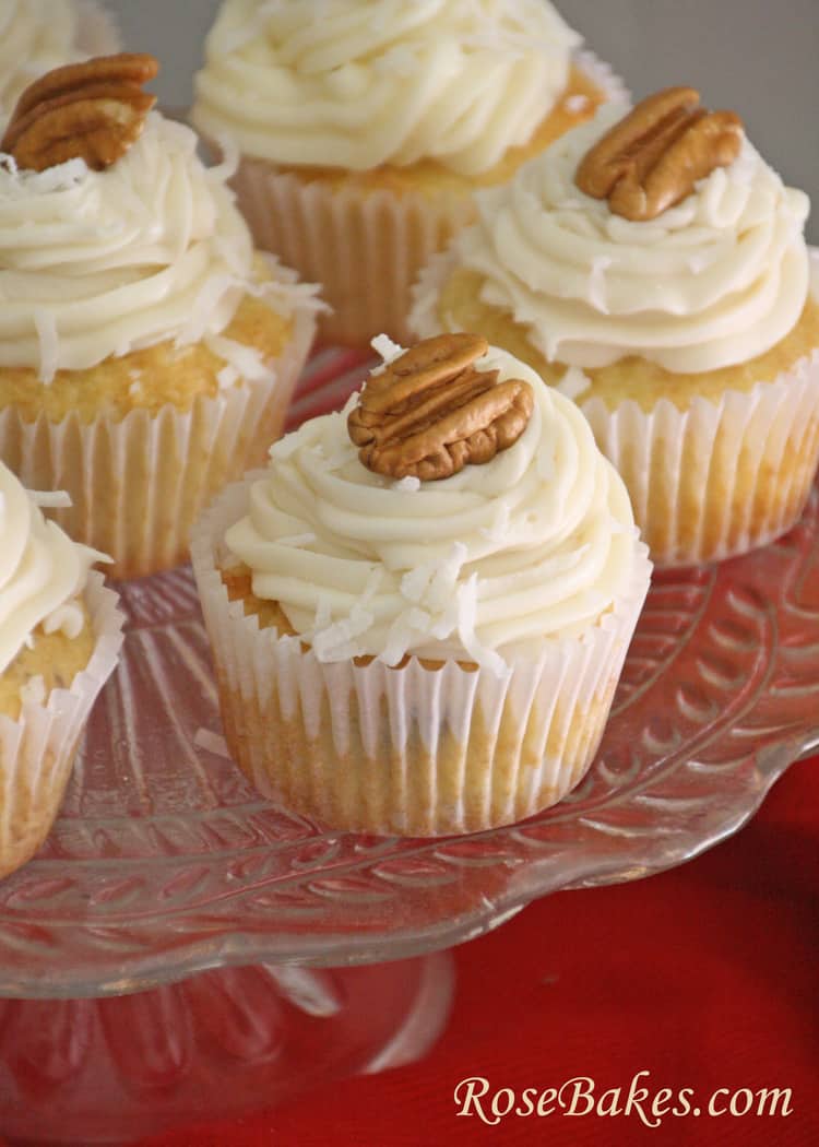 Italian Cream Cheese Cupcakes