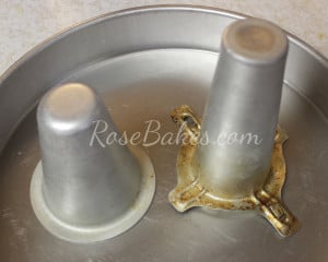 How to Use a Heating Core to Bake a Level Cake