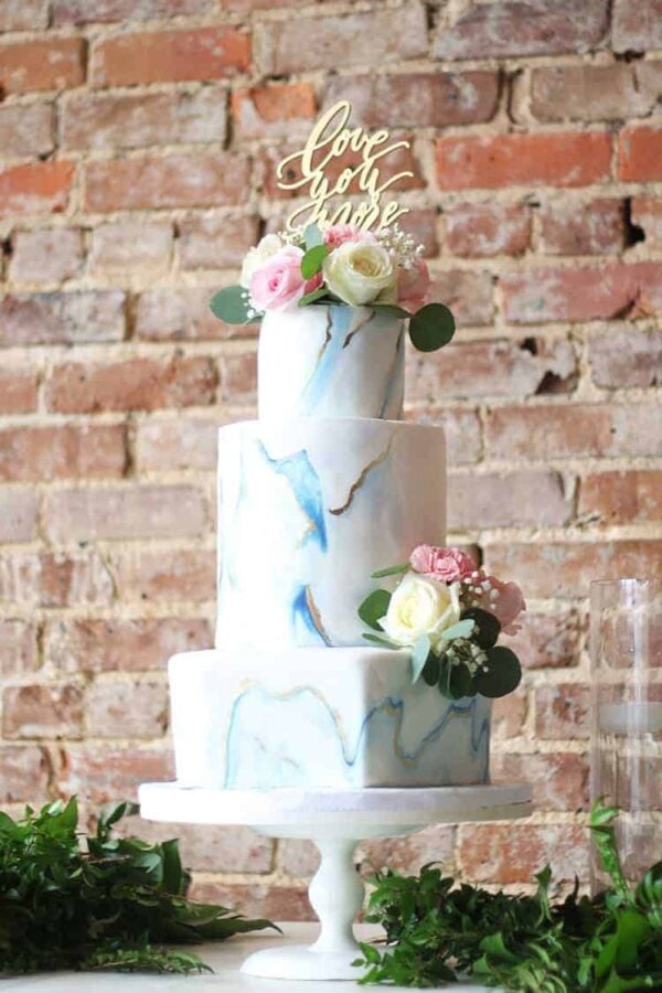 10+ Simple Groom's Cake Ideas