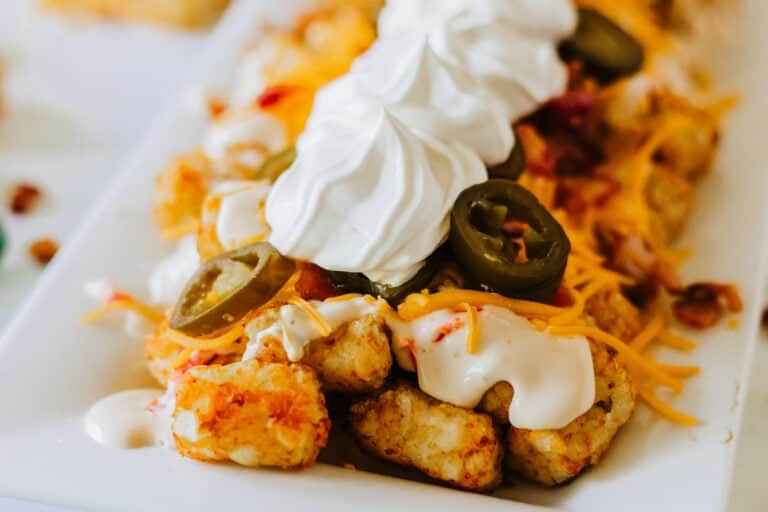 Cheesy Loaded Tater Tots (Totchos)