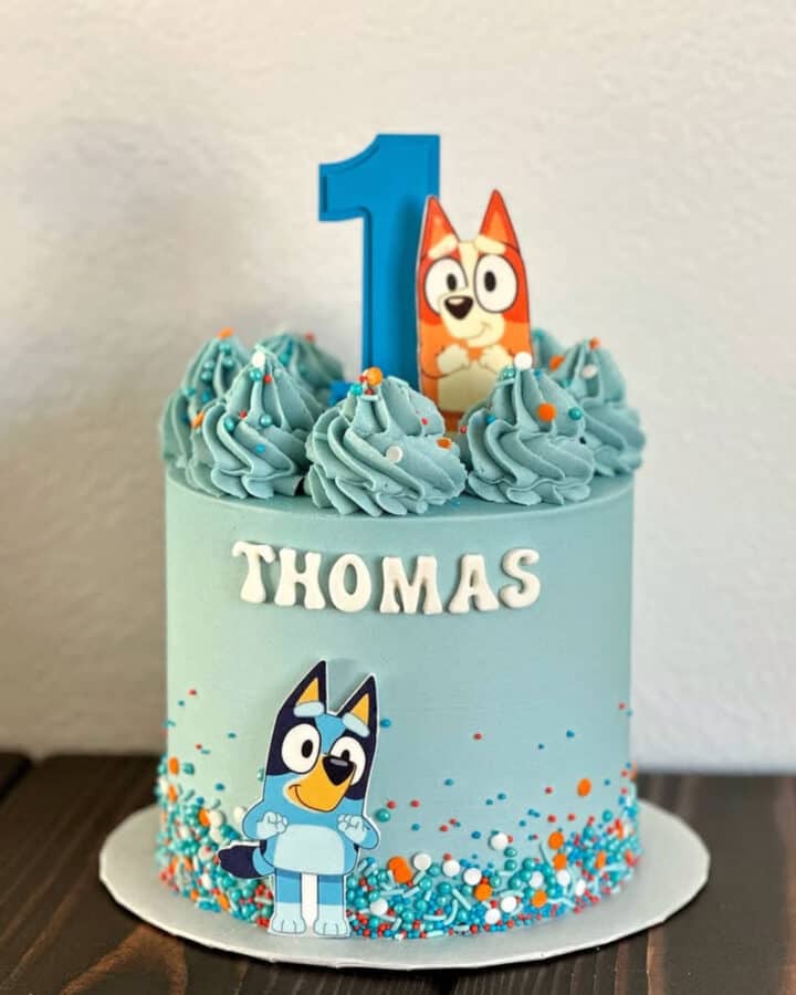 10+ Super Cute Bluey Cake Ideas