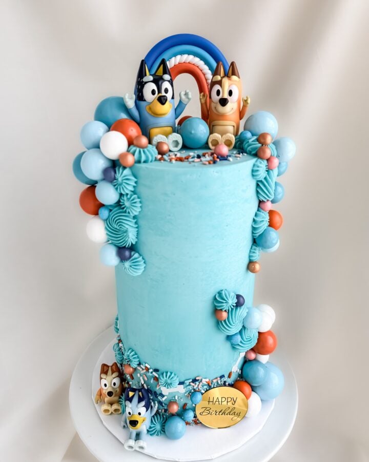 10+ Super Cute Bluey Cake Ideas